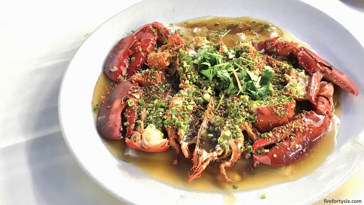 Lobsters for lunch at Yang Ming Seafood