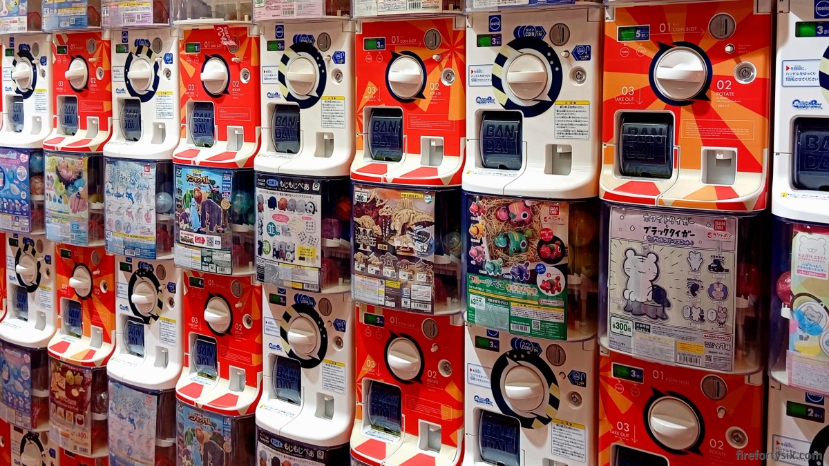 Going down the gachapon rabbit hole at #C-pla+